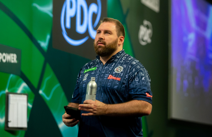 Jonny Tata victorious on Night One of Dabble Darts ANZ Premier League | PDC